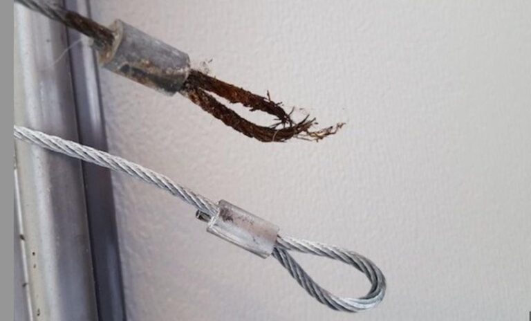 Broken Garage Door Cables 24/7 Repairing a Garage Door